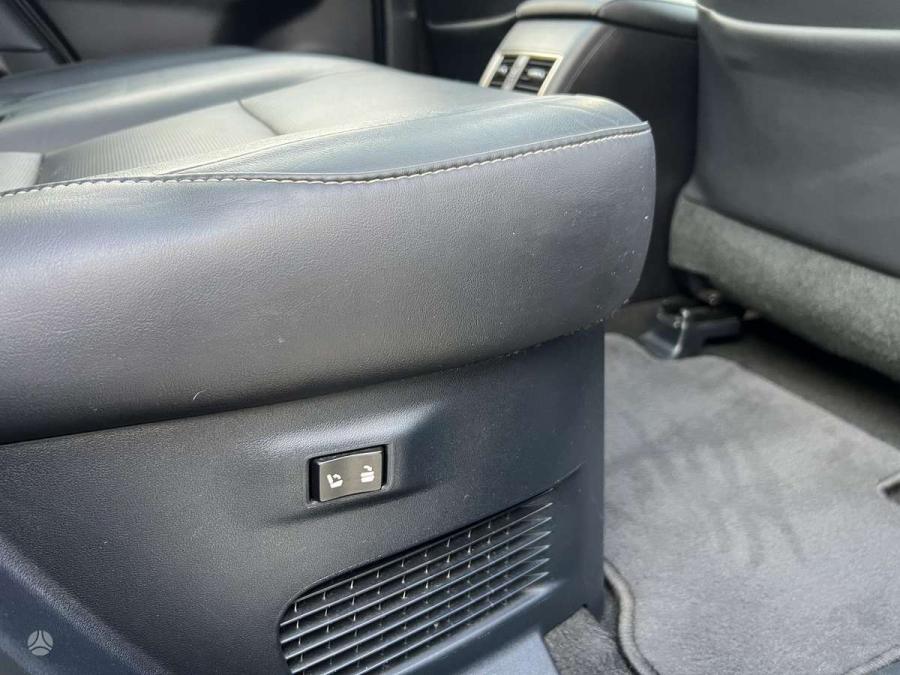 Melns Lexus NX 300h 2016 Viļņa, ar dzinēja tilpumu 2.49 L un nobraukumu 200 tūkst. km par 21600 €, foto 37 vietnē AUTOMOTO.COM.LV