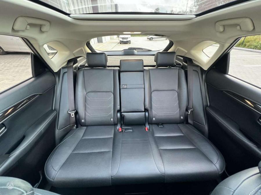 Melns Lexus NX 300h 2016 Viļņa, ar dzinēja tilpumu 2.49 L un nobraukumu 200 tūkst. km par 21600 €, foto 39 vietnē AUTOMOTO.COM.LV