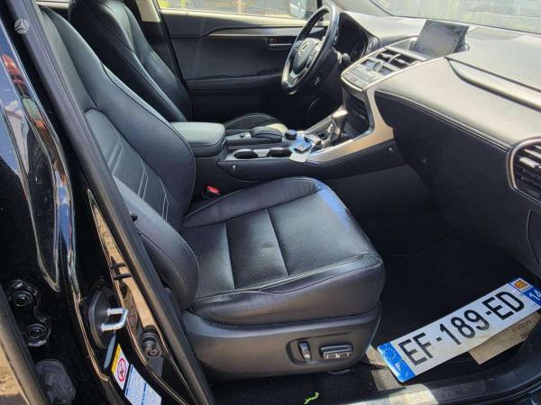 Black Lexus NX 300h 2016 in Vilnius, with an engine capacity of 2.49 L and mileage of 131 thousand km for 13800 €, photo 8 on AUTOMOTO.COM.LV
