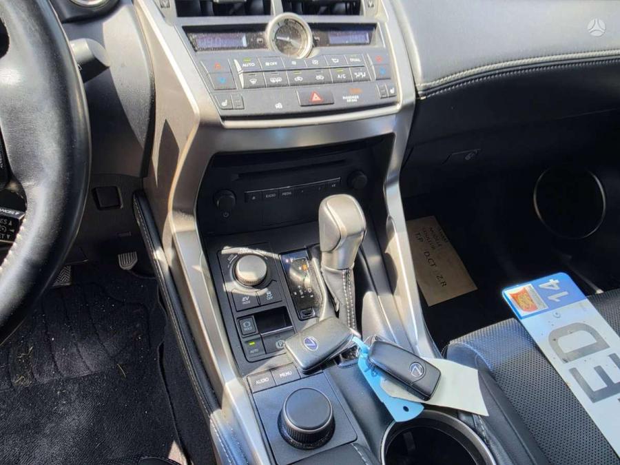 Melns Lexus NX 300h 2016 Viļņa, ar dzinēja tilpumu 2.49 L un nobraukumu 131 tūkst. km par 13800 €, foto 14 vietnē AUTOMOTO.COM.LV