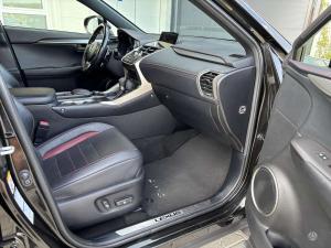 Melns Lexus NX 300h 2016 Viļņa, ar dzinēja tilpumu 2.49 L un nobraukumu 196 tūkst. km par 22700 €, foto 9 vietnē AUTOMOTO.COM.LV