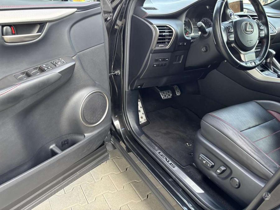 Melns Lexus NX 300h 2016 Viļņa, ar dzinēja tilpumu 2.49 L un nobraukumu 196 tūkst. km par 22700 €, foto 11 vietnē AUTOMOTO.COM.LV