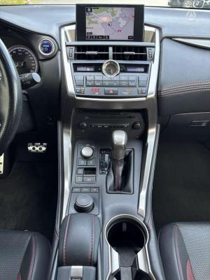 Melns Lexus NX 300h 2016 Viļņa, ar dzinēja tilpumu 2.49 L un nobraukumu 196 tūkst. km par 22700 €, foto 12 vietnē AUTOMOTO.COM.LV