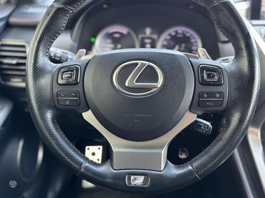 Melns Lexus NX 300h 2016 Viļņa, ar dzinēja tilpumu 2.49 L un nobraukumu 196 tūkst. km par 22700 €, foto 13 vietnē AUTOMOTO.COM.LV