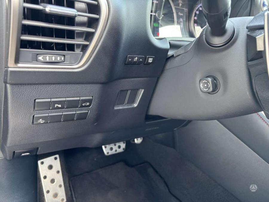 Melns Lexus NX 300h 2016 Viļņa, ar dzinēja tilpumu 2.49 L un nobraukumu 196 tūkst. km par 22700 €, foto 14 vietnē AUTOMOTO.COM.LV