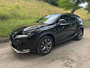 Melns Lexus NX 300h 2016 Viļņa, ar dzinēja tilpumu 2.50 L un nobraukumu 171 tūkst. km par 21700 €, foto 3 vietnē AUTOMOTO.COM.LV