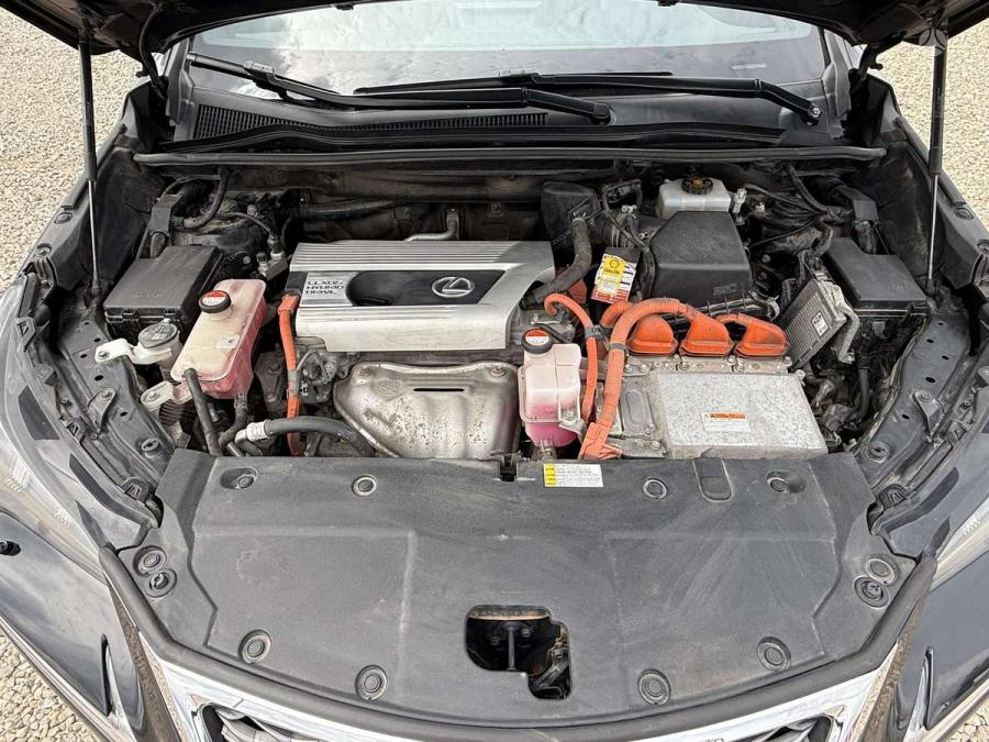 Black Lexus NX 300h 2016 in Vilnius, with an engine capacity of 2.49 L and mileage of 200 thousand km for 18900 €, photo 36 on AUTOMOTO.COM.LV