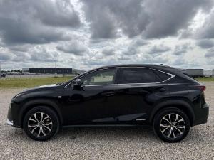 Черный Лексус NX 300h 2016 в Вильнюс, объемом двигателя 2.49 л и пробегом 201 тыс. км за 18600 €, фото 8 на AUTOMOTO.COM.LV