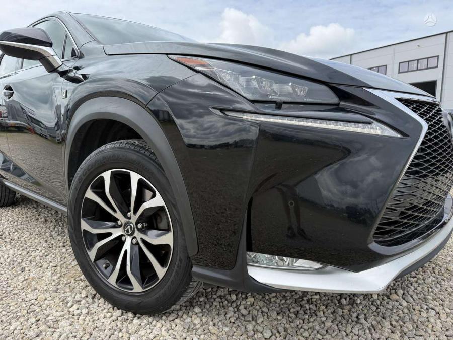 Черный Лексус NX 300h 2016 в Вильнюс, объемом двигателя 2.49 л и пробегом 201 тыс. км за 18600 €, фото 12 на AUTOMOTO.COM.LV