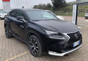 Melns Lexus NX 300h 2017 Viļņa, ar dzinēja tilpumu 2.49 L un nobraukumu 111 tūkst. km par 23555 €, foto  vietnē AUTOMOTO.COM.LV