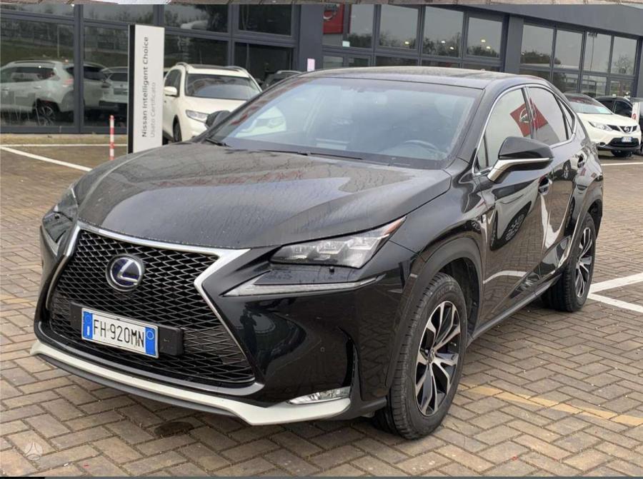 Melns Lexus NX 300h 2017 Viļņa, ar dzinēja tilpumu 2.49 L un nobraukumu 111 tūkst. km par 23555 €, foto 2 vietnē AUTOMOTO.COM.LV