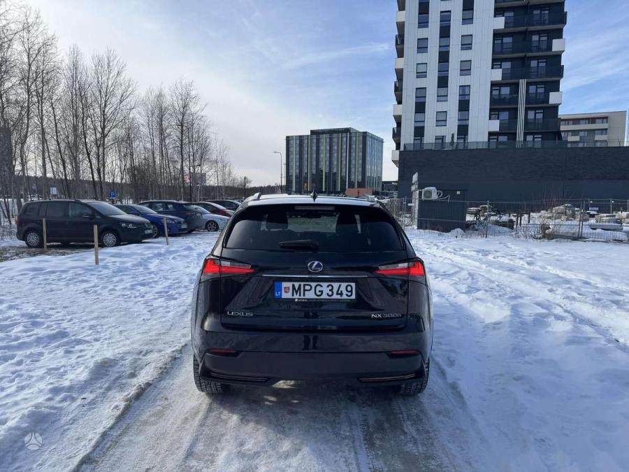 Black Lexus NX 300h 2017 in Vilnius, with an engine capacity of 2.49 L and mileage of 233 thousand km for 21800 €, photo 6 on AUTOMOTO.COM.LV