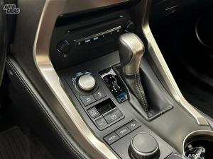 Melns Lexus NX 300h 2017 Avižieniai, ar dzinēja tilpumu 2.50 L un nobraukumu 91 tūkst. km par 24900 €, foto 19 vietnē AUTOMOTO.COM.LV