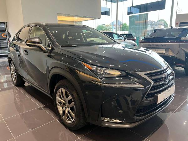 Black Lexus NX 300h 2017 in Siauliai, with an engine capacity of 2.49 L and mileage of 91 thousand km for 22900 €, photo 3 on AUTOMOTO.COM.LV