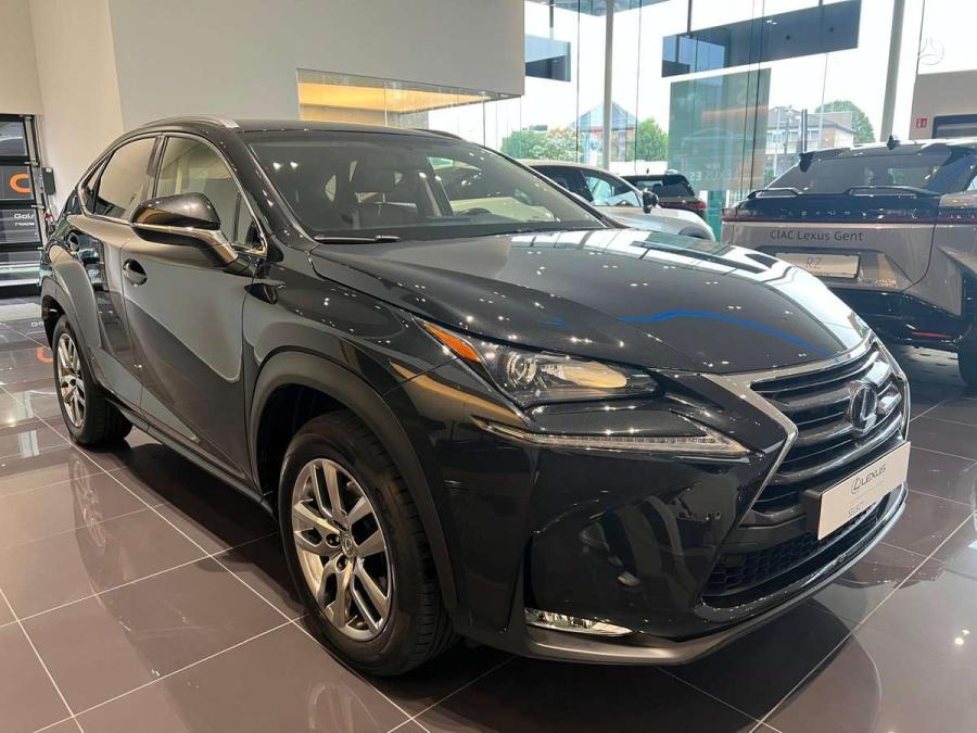 Melns Lexus NX 300h 2017 Šauļi, ar dzinēja tilpumu 2.49 L un nobraukumu 91 tūkst. km par 22900 €, foto 4 vietnē AUTOMOTO.COM.LV