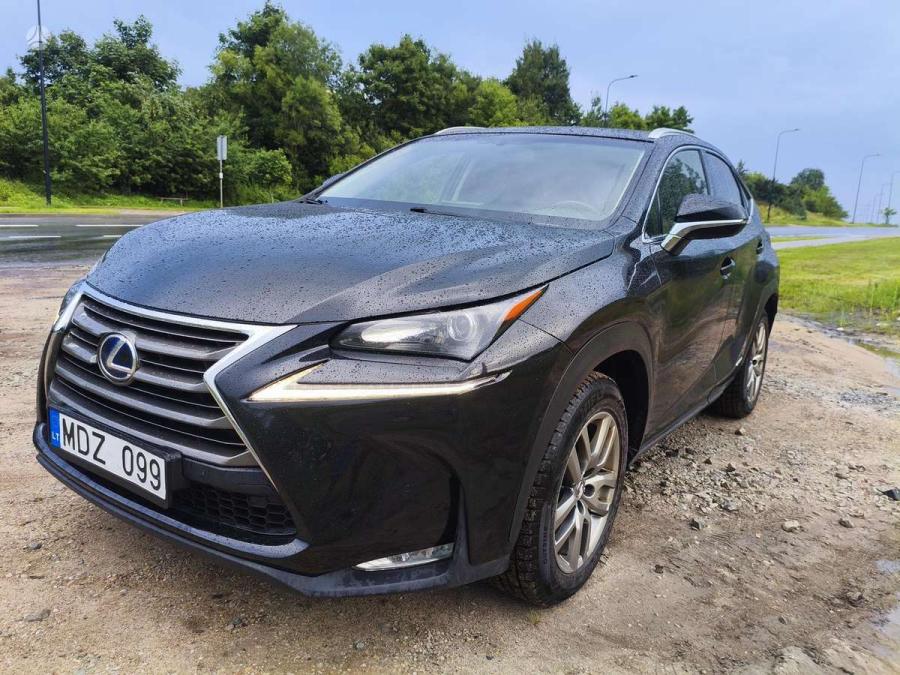 Melns Lexus NX 300h 2017 Viļņa, ar dzinēja tilpumu 2.49 L un nobraukumu 300 tūkst. km par 17500 €, foto 1 vietnē AUTOMOTO.COM.LV