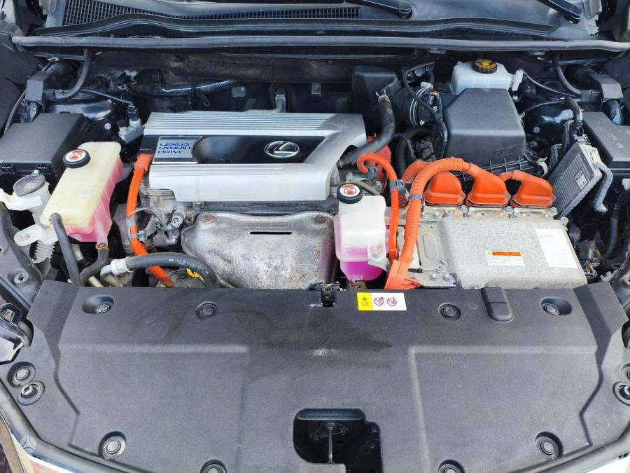 Melns Lexus NX 300h 2017 Viļņa, ar dzinēja tilpumu 2.49 L un nobraukumu 300 tūkst. km par 17500 €, foto 13 vietnē AUTOMOTO.COM.LV