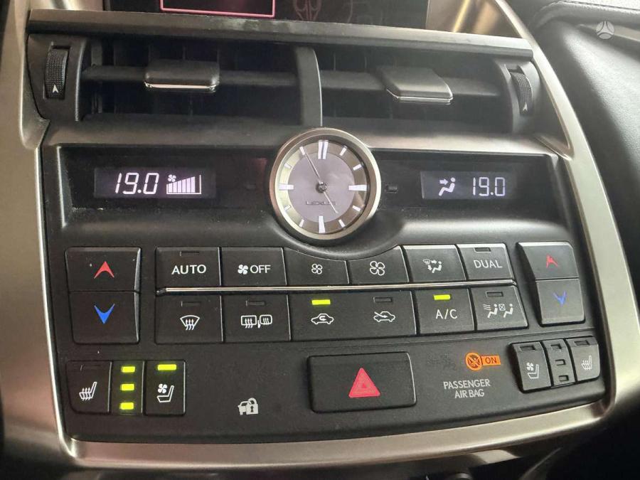 Black Lexus NX 300h 2017 in Vilnius, with an engine capacity of 2.49 L and mileage of 121 thousand km for 26000 €, photo 14 on AUTOMOTO.COM.LV