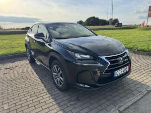 Черный Лексус NX 300h 2017 в Вильнюс, объемом двигателя 2.49 л и пробегом 64 тыс. км за 23500 €, фото 3 на AUTOMOTO.COM.LV