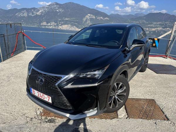 Black Lexus NX 300h 2017 in Daugavpils, with an engine capacity of 2.49 L and mileage of 141 thousand km for 22500 €, photo 5 on AUTOMOTO.COM.LV