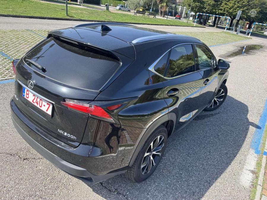Black Lexus NX 300h 2017 in Daugavpils, with an engine capacity of 2.49 L and mileage of 141 thousand km for 22500 €, photo 16 on AUTOMOTO.COM.LV