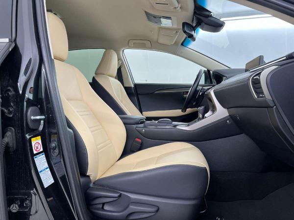 Melns Lexus NX 300h 2018 Viļņa, ar dzinēja tilpumu 2.49 L un nobraukumu 120 tūkst. km par 28900 €, foto 6 vietnē AUTOMOTO.COM.LV