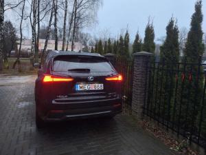 Black Lexus NX 300h 2018 in Vilnius, with an engine capacity of 2.50 L and mileage of 224 thousand km for 30555 €, photo 8 on AUTOMOTO.COM.LV