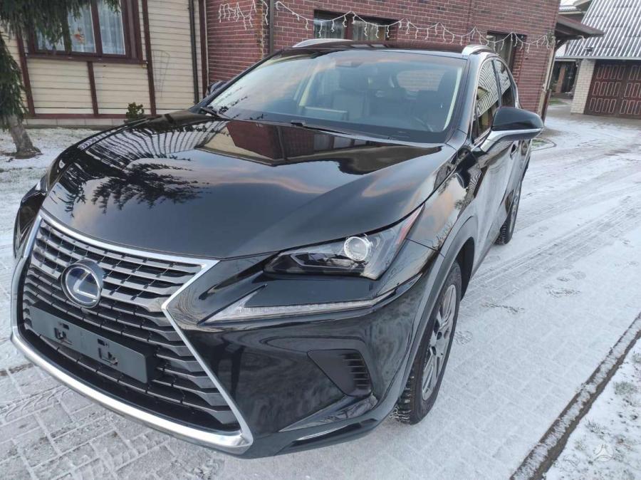 Melns Lexus NX 300h 2018 Kauņa, ar dzinēja tilpumu 2.50 L un nobraukumu 144 tūkst. km par 22450 €, foto 2 vietnē AUTOMOTO.COM.LV