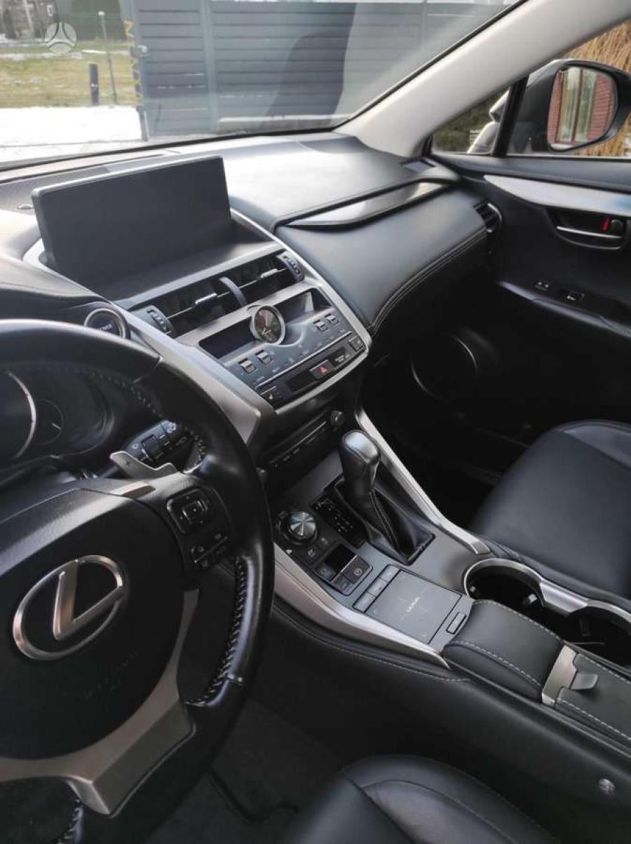 Melns Lexus NX 300h 2018 Kauņa, ar dzinēja tilpumu 2.50 L un nobraukumu 144 tūkst. km par 22450 €, foto 8 vietnē AUTOMOTO.COM.LV