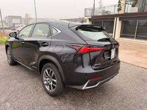 Melns Lexus NX 300h 2018 Kauņa, ar dzinēja tilpumu 2.50 L un nobraukumu 144 tūkst. km par 22450 €, foto 16 vietnē AUTOMOTO.COM.LV
