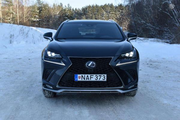 Melns Lexus NX 300h 2018 Viļņa, ar dzinēja tilpumu 2.49 L un nobraukumu 148 tūkst. km par 29999 €, foto 2 vietnē AUTOMOTO.COM.LV