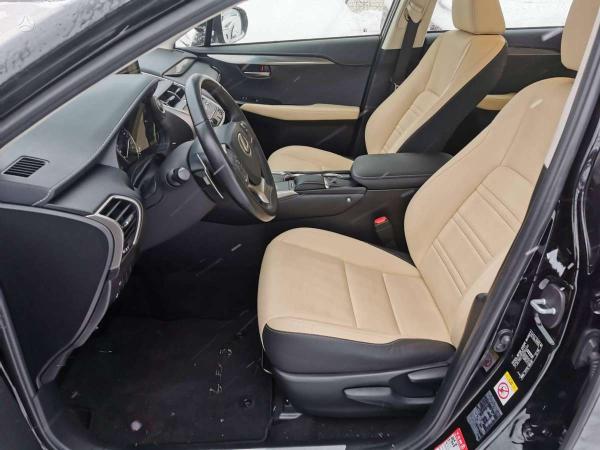 Black Lexus NX 300h 2018 in Vilnius, with an engine capacity of 2.49 L and mileage of 95 thousand km for 23700 €, photo 6 on AUTOMOTO.COM.LV