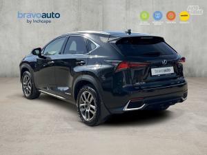 Черный Лексус NX 300h 2018 в Каунас, объемом двигателя 2.50 л и пробегом 148 тыс. км за 26272 €, фото 4 на AUTOMOTO.COM.LV