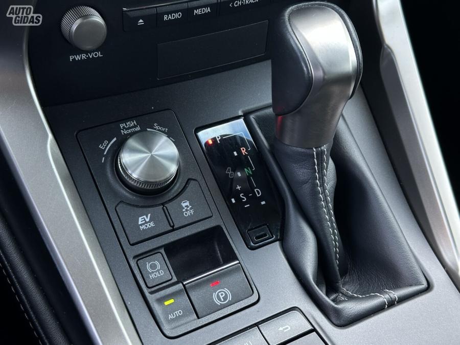 Черный Лексус NX 300h 2018 в Каунас, объемом двигателя 2.50 л и пробегом 148 тыс. км за 26272 €, фото 33 на AUTOMOTO.COM.LV