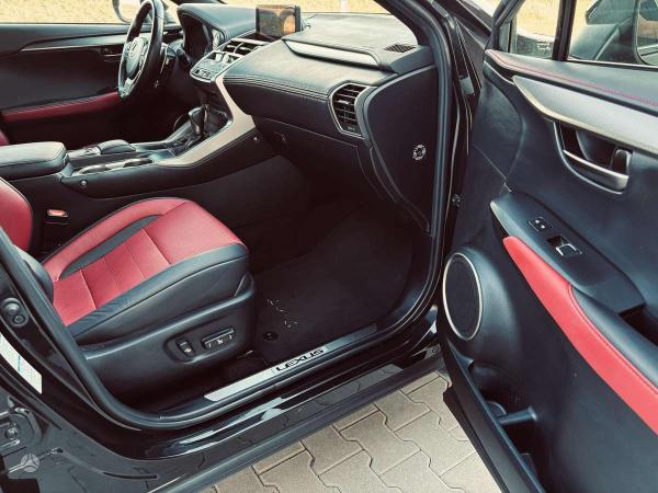 Melns Lexus NX 300h 2018 Viļņa, ar dzinēja tilpumu 2.49 L un nobraukumu 107 tūkst. km par 28800 €, foto 9 vietnē AUTOMOTO.COM.LV