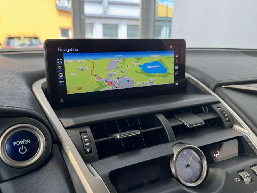 Melns Lexus NX 300h 2018 Šauļi, ar dzinēja tilpumu 2.49 L un nobraukumu 126 tūkst. km par 28900 €, foto 23 vietnē AUTOMOTO.COM.LV