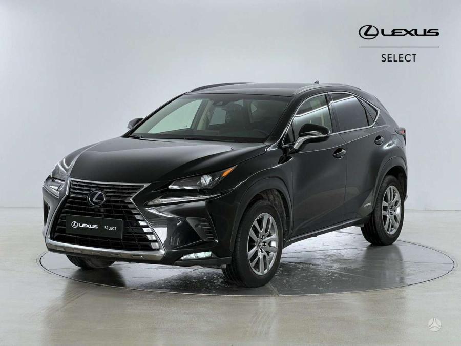 Melns Lexus NX 300h 2018 Viļņa, ar dzinēja tilpumu 2.49 L un nobraukumu 126 tūkst. km par 29900 €, foto 1 vietnē AUTOMOTO.COM.LV