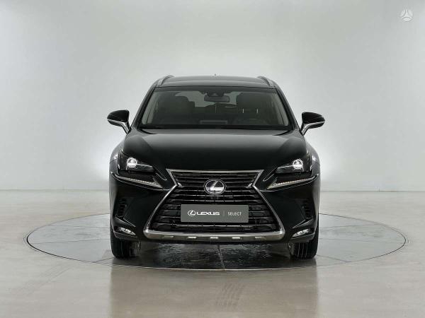 Черный Лексус NX 300h 2018 в Вильнюс, объемом двигателя 2.49 л и пробегом 126 тыс. км за 29900 €, фото 5 на AUTOMOTO.COM.LV
