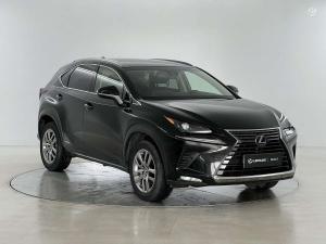 Melns Lexus NX 300h 2018 Viļņa, ar dzinēja tilpumu 2.49 L un nobraukumu 126 tūkst. km par 29900 €, foto 19 vietnē AUTOMOTO.COM.LV