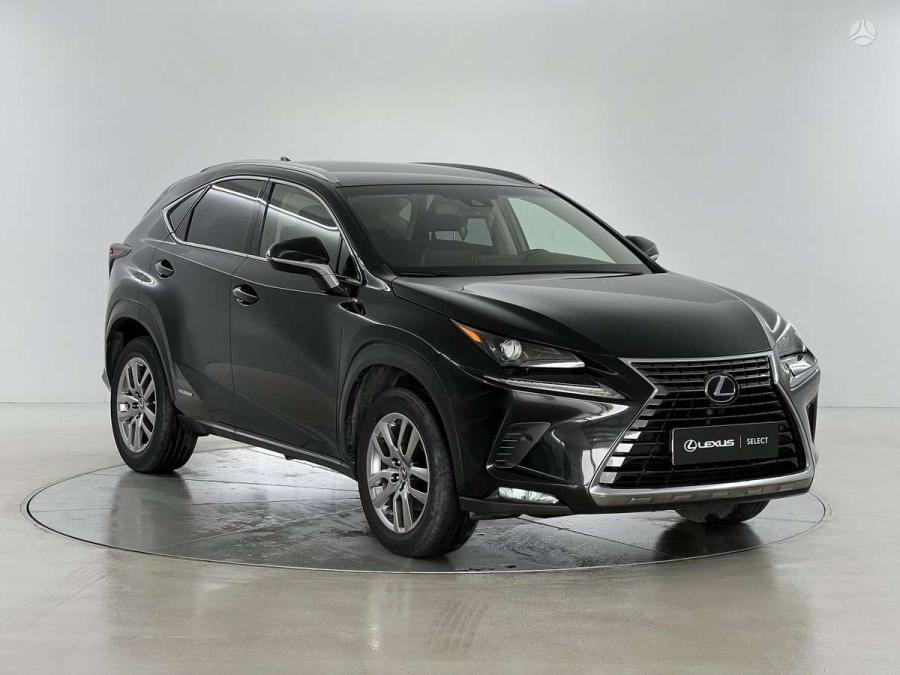 Melns Lexus NX 300h 2018 Viļņa, ar dzinēja tilpumu 2.49 L un nobraukumu 126 tūkst. km par 29900 €, foto 19 vietnē AUTOMOTO.COM.LV