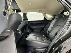Melns Lexus NX 300h 2018 Viļņa, ar dzinēja tilpumu 2.49 L un nobraukumu 126 tūkst. km par 29900 €, foto 20 vietnē AUTOMOTO.COM.LV