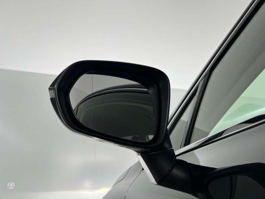 Melns Lexus NX 300h 2018 Viļņa, ar dzinēja tilpumu 2.49 L un nobraukumu 126 tūkst. km par 29900 €, foto 28 vietnē AUTOMOTO.COM.LV