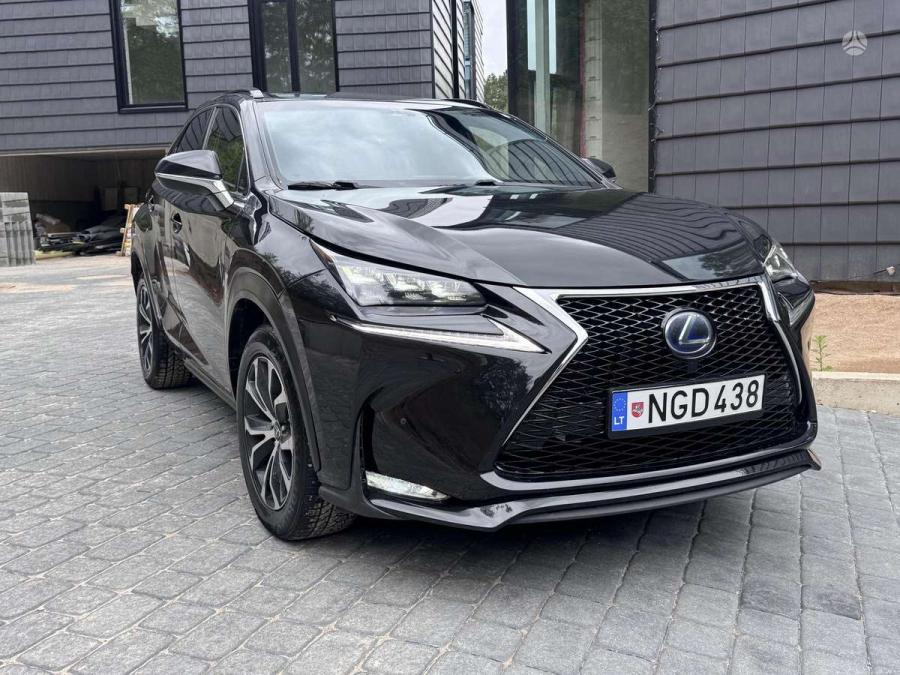 Black Lexus NX 300h 2018 in Vilnius, with an engine capacity of 2.49 L and mileage of 240 thousand km for 19500 €, photo 1 on AUTOMOTO.COM.LV