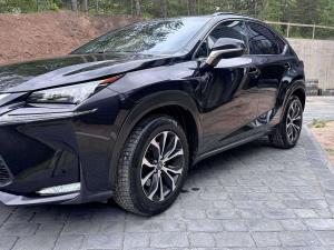 Black Lexus NX 300h 2018 in Vilnius, with an engine capacity of 2.49 L and mileage of 240 thousand km for 19500 €, photo 5 on AUTOMOTO.COM.LV