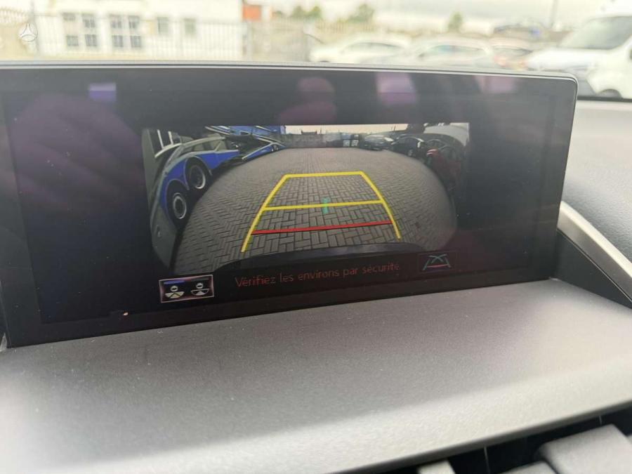 Melns Lexus NX 300h 2018 Tauragė, ar dzinēja tilpumu 2.50 L un nobraukumu 197 tūkst. km par 18900 €, foto 15 vietnē AUTOMOTO.COM.LV