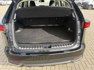 Melns Lexus NX 300h 2018 Tauragė, ar dzinēja tilpumu 2.50 L un nobraukumu 197 tūkst. km par 18900 €, foto 26 vietnē AUTOMOTO.COM.LV