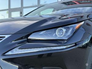 Black Lexus NX 300h 2018 in Vilnius, with an engine capacity of 2.49 L and mileage of 186 thousand km for 23000 €, photo 9 on AUTOMOTO.COM.LV