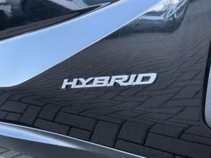 Black Lexus NX 300h 2018 in Vilnius, with an engine capacity of 2.49 L and mileage of 186 thousand km for 23000 €, photo 20 on AUTOMOTO.COM.LV