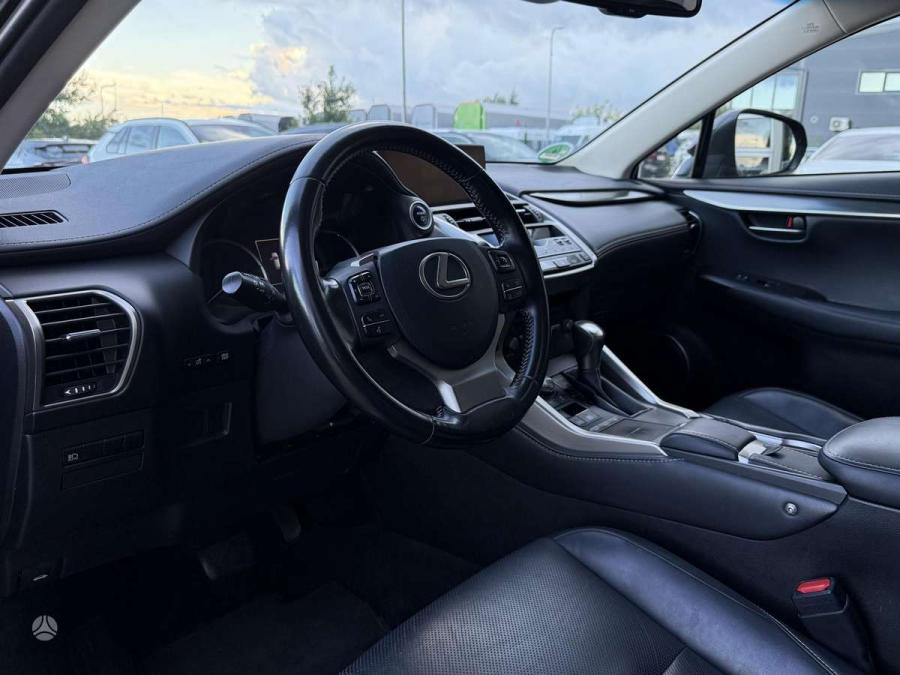 Black Lexus NX 300h 2018 in Vilnius, with an engine capacity of 2.49 L and mileage of 186 thousand km for 23000 €, photo 40 on AUTOMOTO.COM.LV
