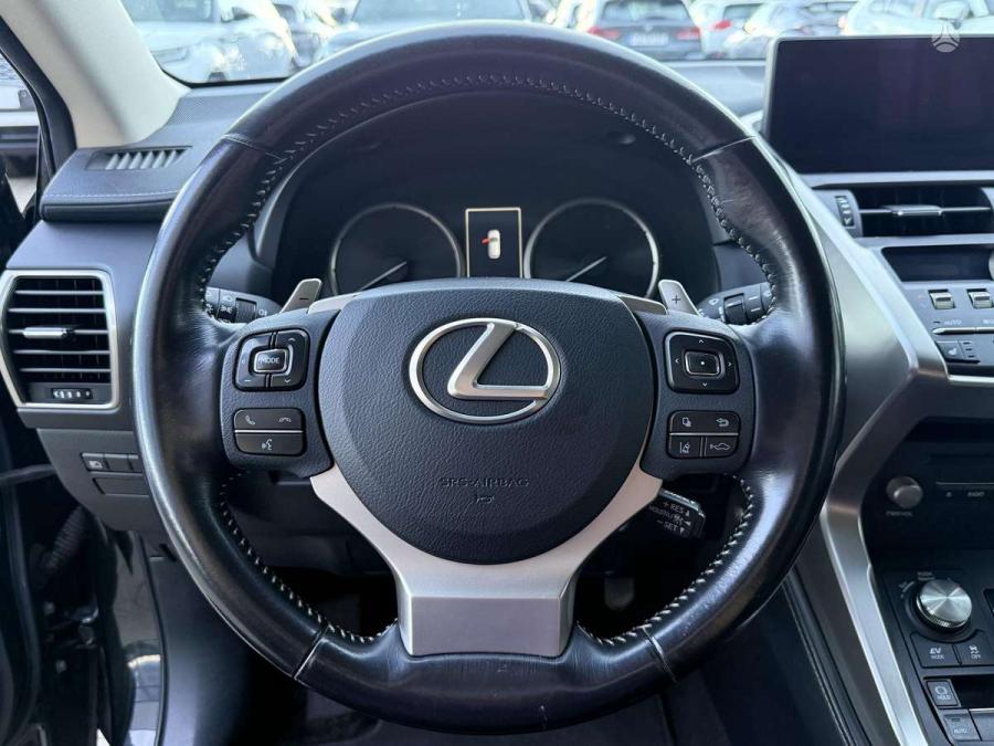 Black Lexus NX 300h 2018 in Vilnius, with an engine capacity of 2.49 L and mileage of 186 thousand km for 23000 €, photo 48 on AUTOMOTO.COM.LV
